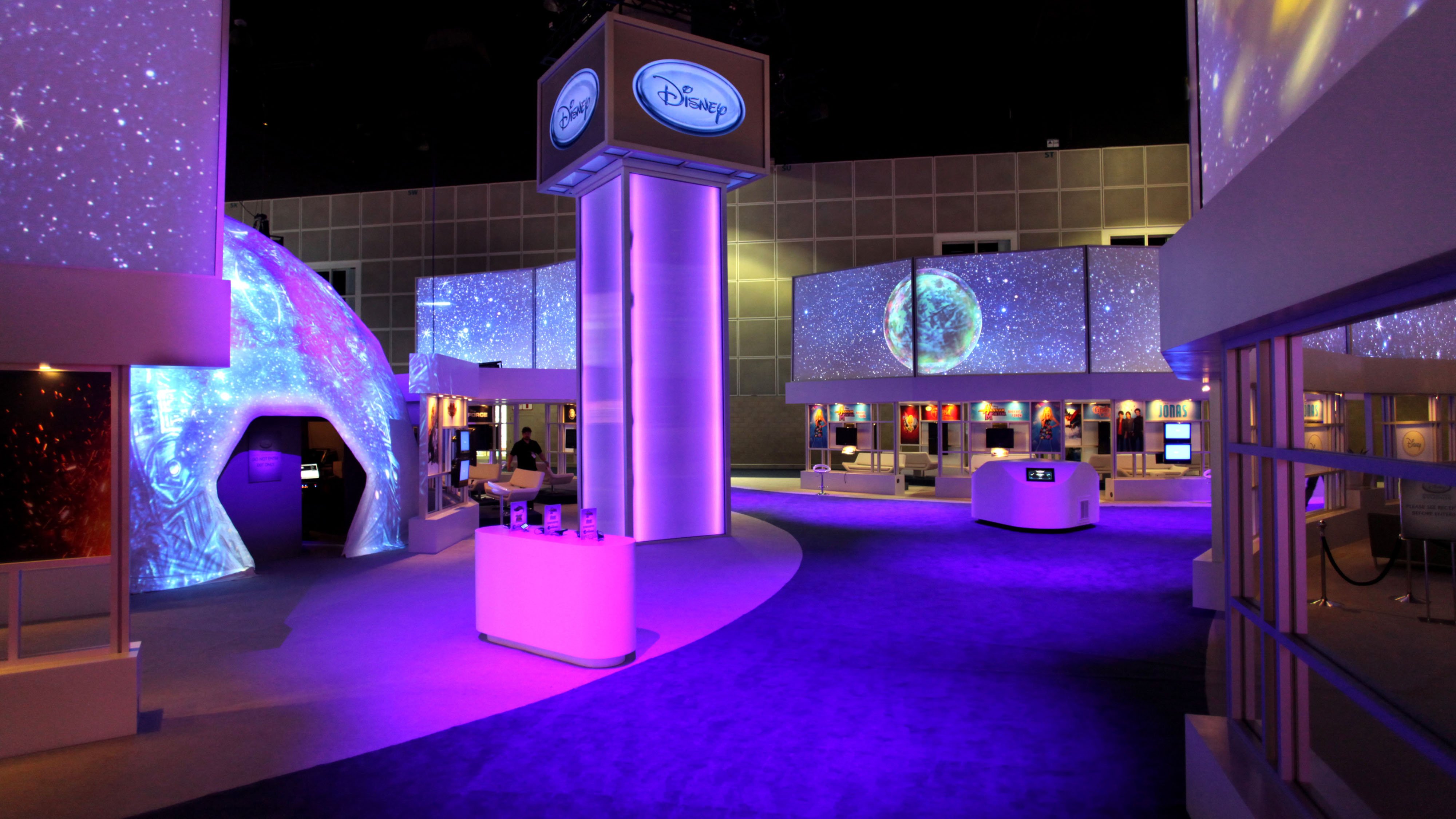 ShowPro, Inc. | Where art and technology meet - Home